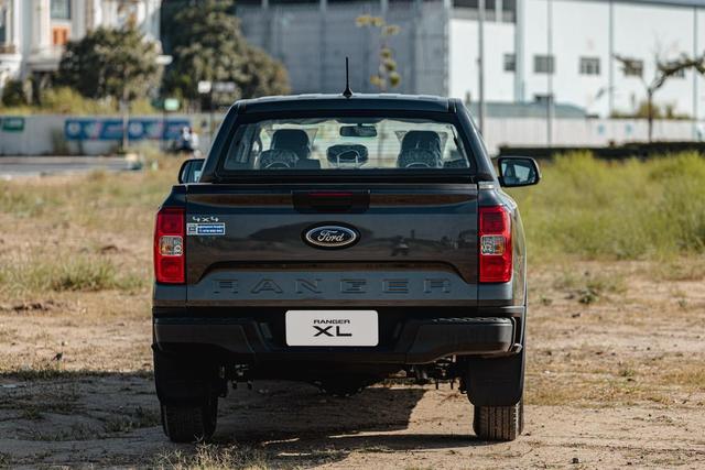Ford XL 2024 ជាឡាន Pick Up ថ្មីខ្លាញ់គោតម្លៃ 3ម៉ឺនដុល្លារជាង បន្ថែម ...