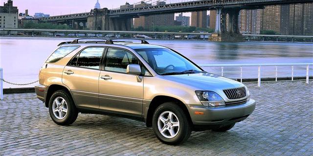 មកដឹងចំណុចពិសេស RX300 Coach Edition ដែល Lexus ផលិតក្នុងឆ្នាំ 2002 ...