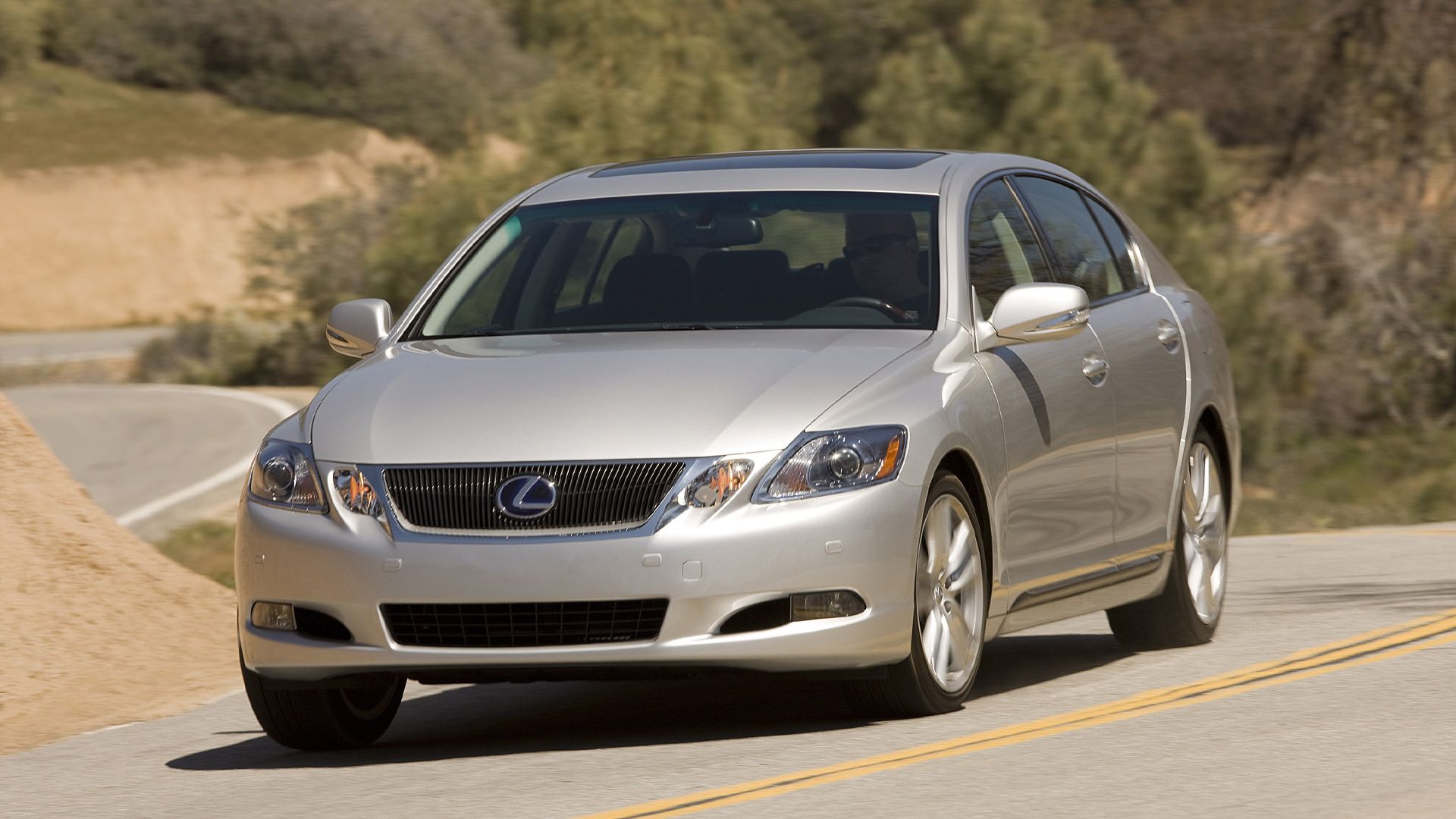 យូរៗឃើញមួយ នេះជា GS 450h ប្រភេទ Hybrid ទំនើបស៊ីសាំងតិច ...