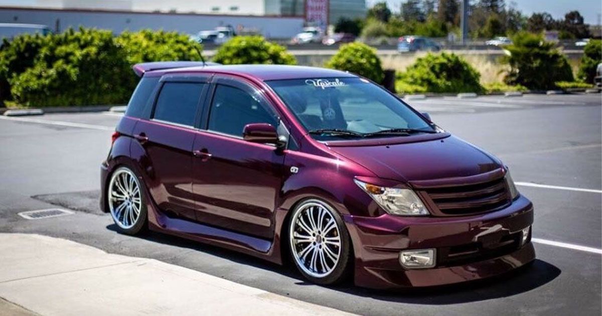 នរណាមិនល្បីថា Toyota Scion ធន់រឹងមាំចាក់សាំងតែ២លីត្រ រត់បាន៣០គីឡូឯណោះ ...