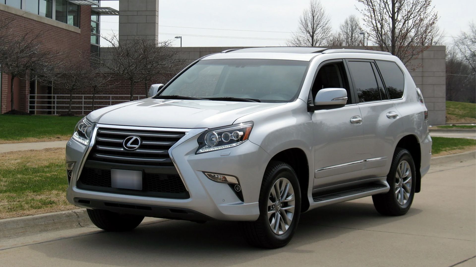 Lexus GX 460 ហាក់ធ្លាក់កូតខ្លាំង នឹងមិនសូវពេញនិយម ខណៈតម្លៃប្រហាក់ប្រហែល ...