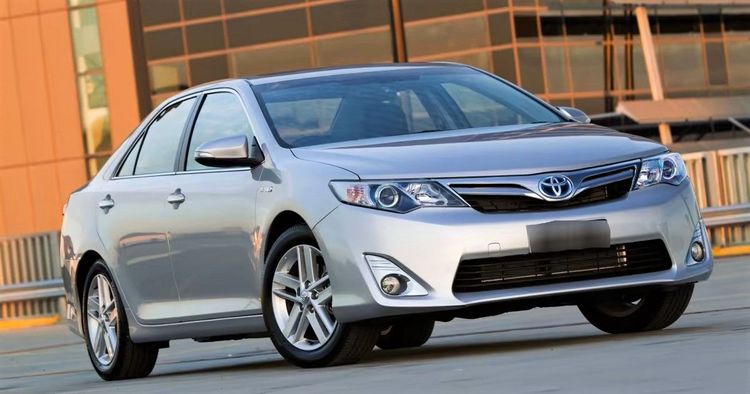 Camry 012 ខុសប្លែកពី 07 អ្វីខ្លះ? តម្លៃវិញចង់ខ្ពស់ជាងឡានទំនើបឆ្នាំ២០២២ ...